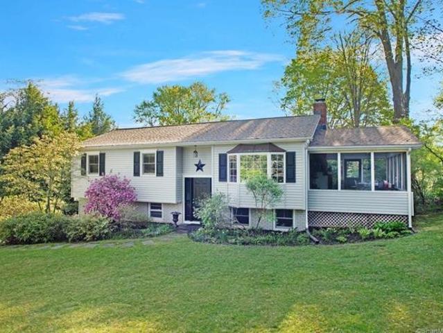 16 North St, Ridgefield, CT 06877