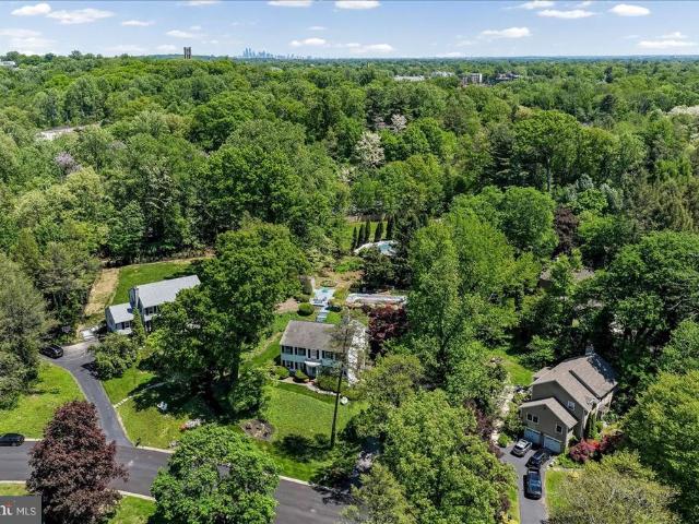 16 Oak Knoll Drive