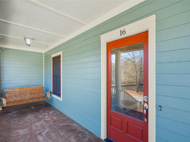16 Oleander Drive
