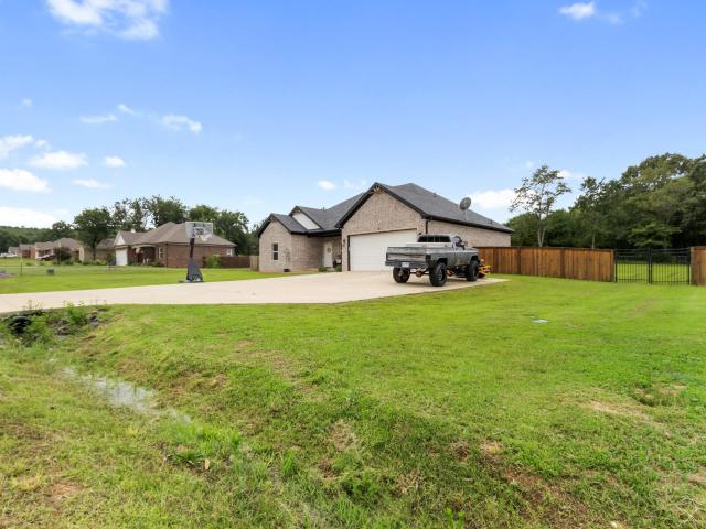 16 Otto Landing Dr