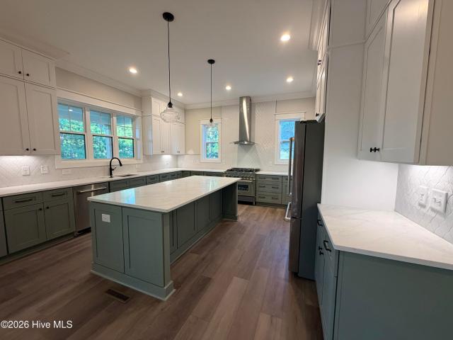 16 Overpeck Lane