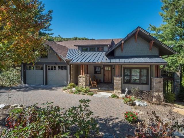 16 Panther Gap Rd, Black Mountain, NC 28711