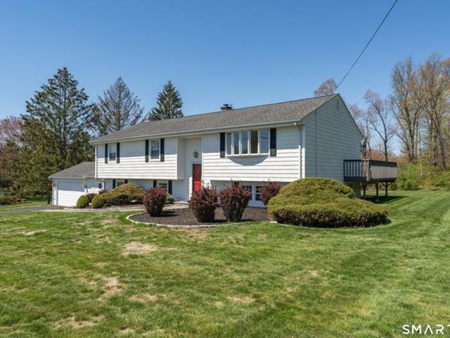 16 Palanga Rd, North Branford, CT 06472