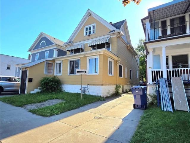 16 Parker Avenue