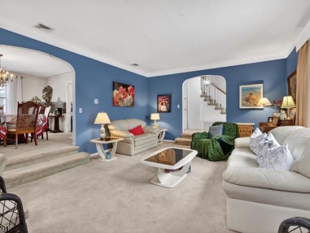 16 Parkview Pl