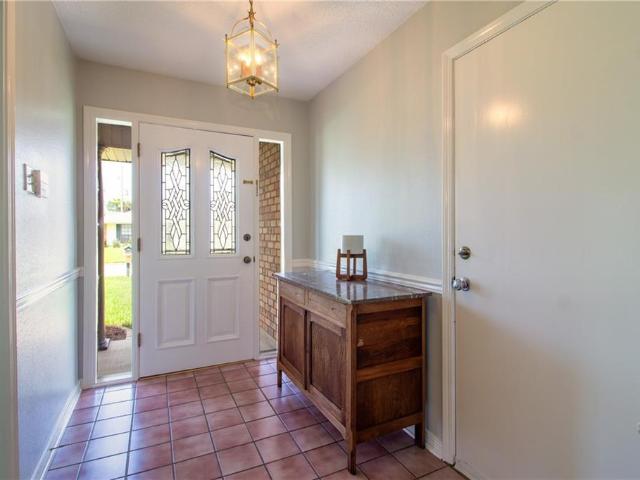 16 Parlage Drive