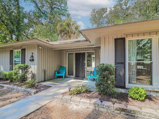 16 Pelican St, Hilton Head Island, SC 29928