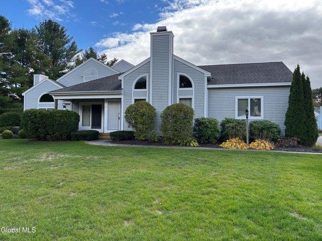 16 Pepper Ln, Saratoga Springs, NY 12866