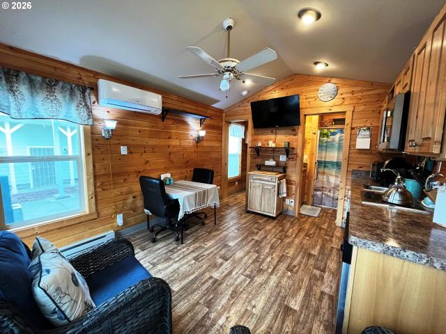 16 pine ln