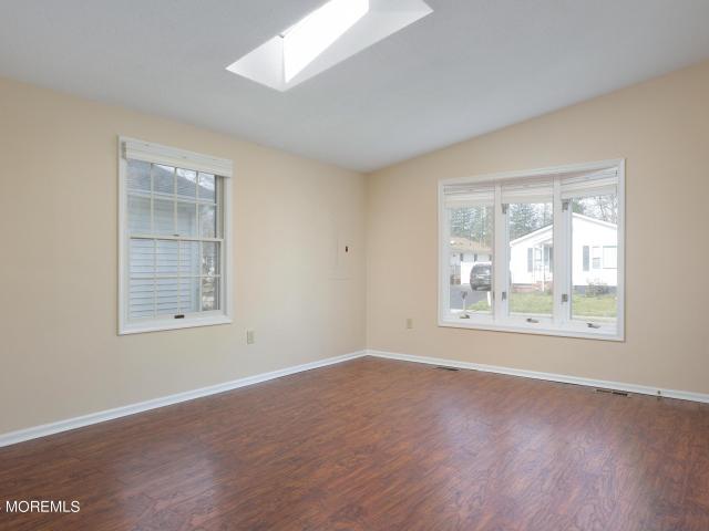 16 Pine Tree Lane