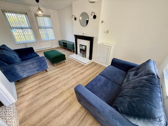 16 Powerscourt Place, Ormeau Road, Belfast, BT7 1FX