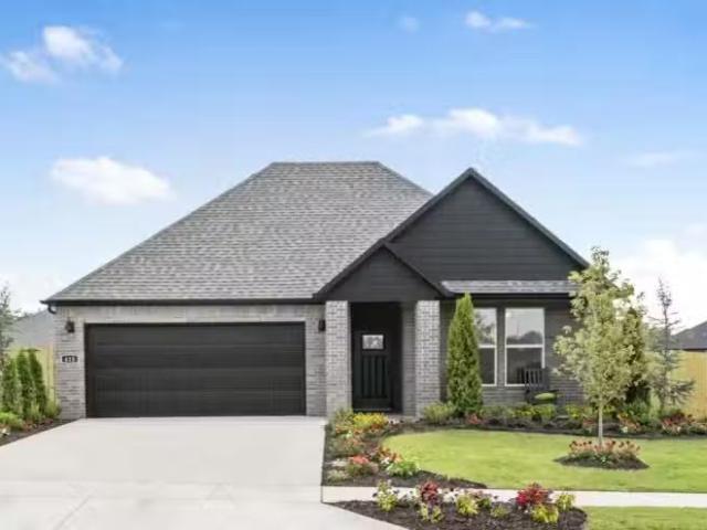 16 PLANTATION DR, MAYFLOWER, AR 72106