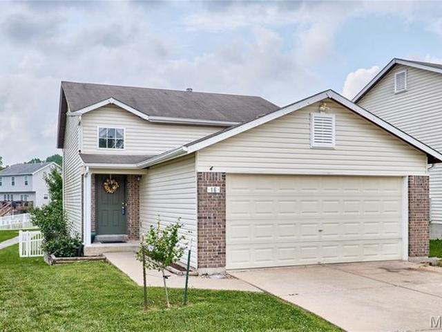 16 Ramblewood Ct, Wentzville, MO 63385