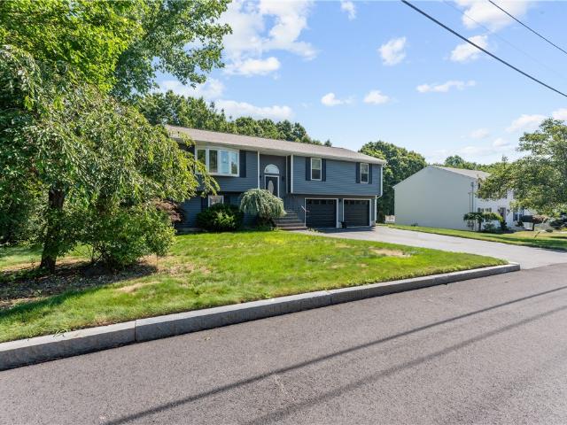 16 Rachella Court