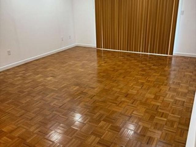 16 Rainbow Pond Dr Apt A1, Walpole, MA 02081