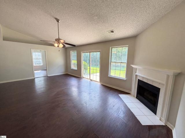 16 Red Mile Way
