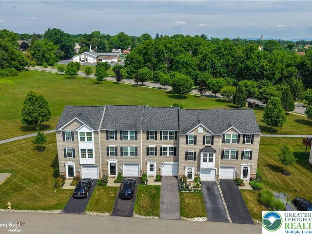 16 Red Rose Lane