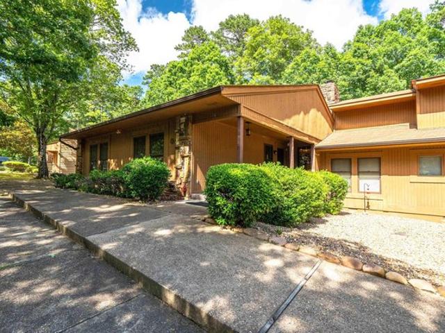 16 Reddina Ln, Hot Springs Village, AR 71909