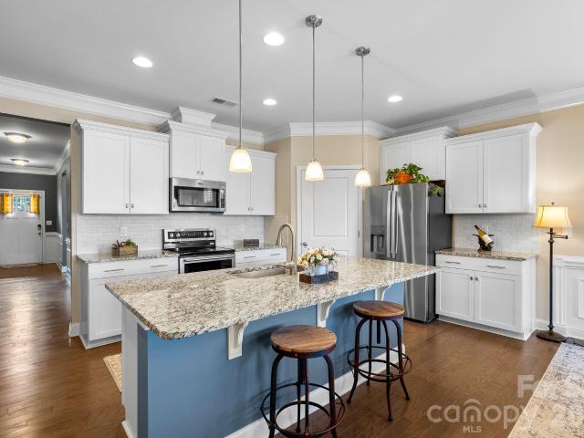 16 Regent Heights Road