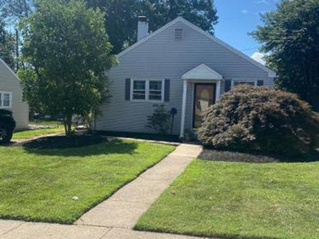 16 Richard Rd, New Castle, DE 19720