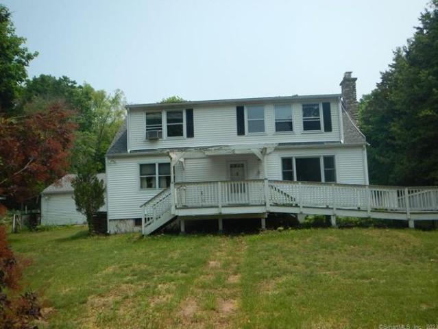 16 Roosevelt Dr, Seymour, CT 06483