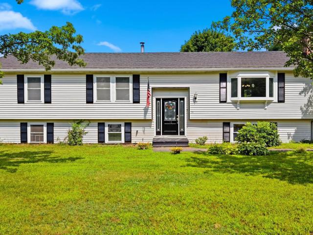16 Roberts Road