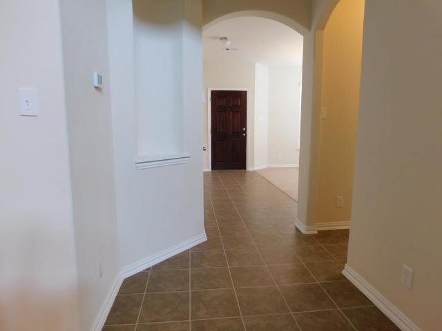 16 Rose Desert Court