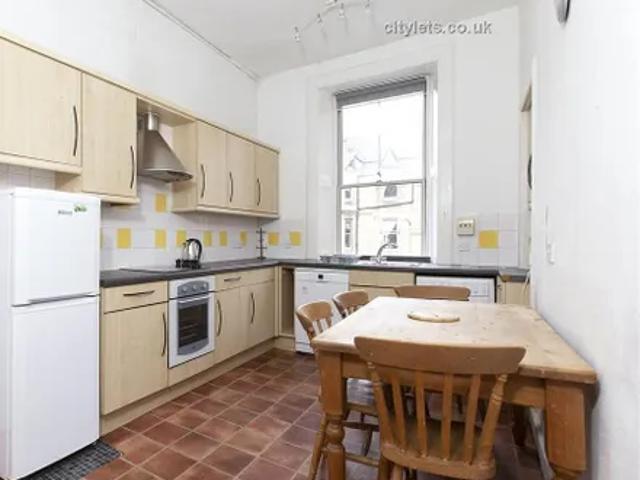 16 Roseneath Street, City of Edinburgh, EH9 1JQ, United Kingdom | 3 bed apartment for rent #167522362 | Rentberry