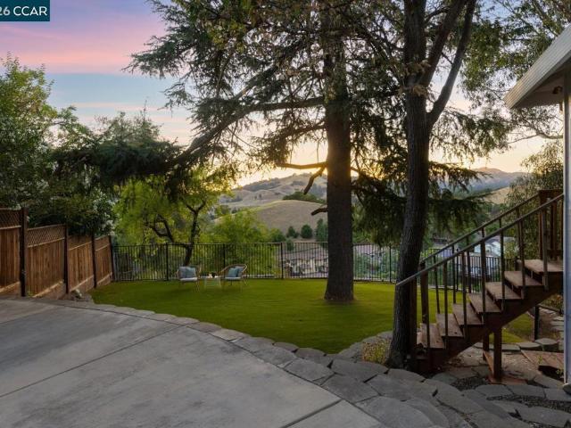 16 Ruth Ct