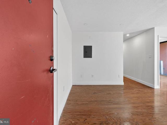 16 S Van Dorn Street # 506