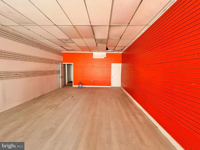 16 S 52Nd Street