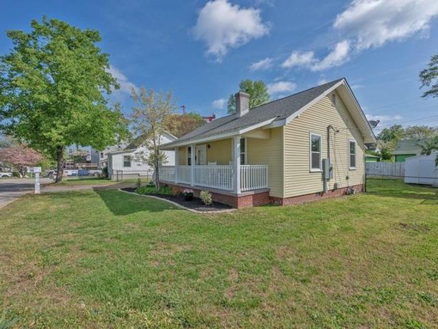 16 Saco St, Greenville, SC 29611