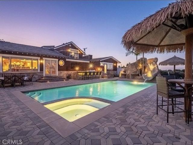 16 Saddle Rd, Rancho Palos Verdes, CA 90275