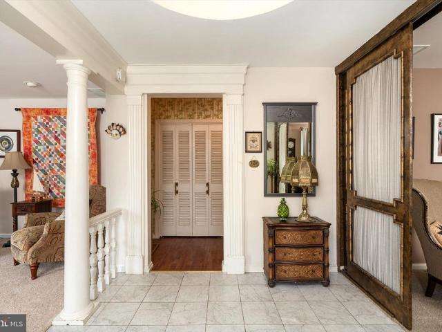 16 Saint Martins Road