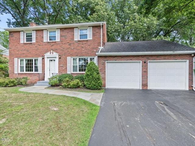 16 Salem Rd, Delmar, NY 12054