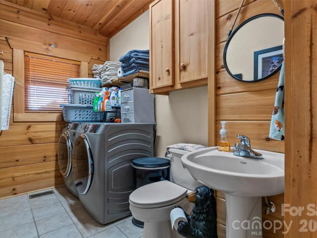 16 Saratoga Dr, Nebo, NC 28761 | MLS #4338