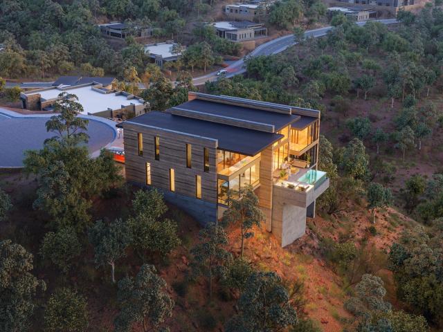 16 Sky Ridge Court