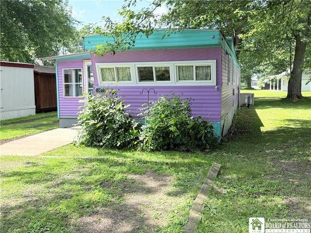 16 Shore Acres Dr, Bemus Point, NY 14712