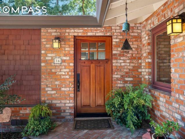 16 Simpson Dr, Walnut Creek, CA