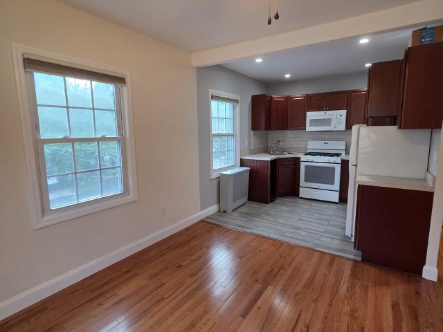 16 Sidney Ave # 2nd floor
