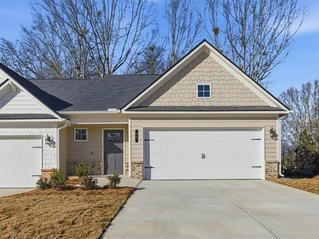 16 Silver Leaf Ln, Dawsonville, GA 30534