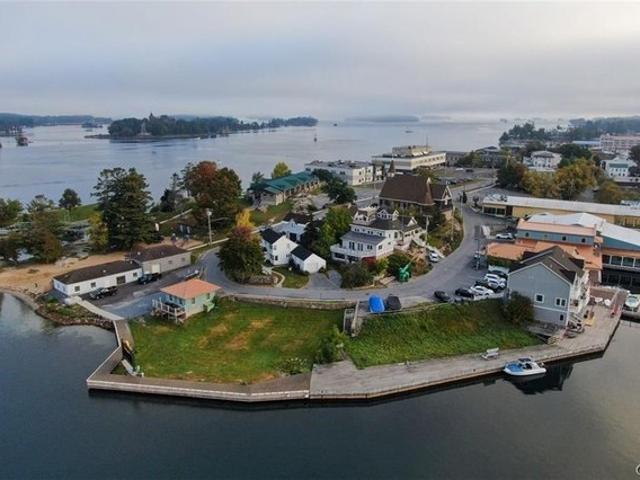 16 Sisson St Unit 1 7, Alexandria Bay, NY 13607