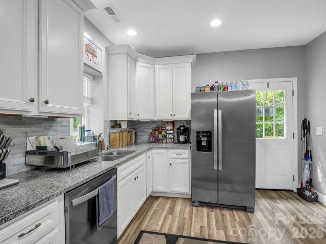 16 Starlight Drive
