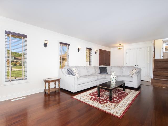 16W751 90TH Street