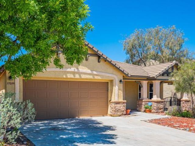 17040 S Mesa Shadows Dr, Vail, AZ 85641