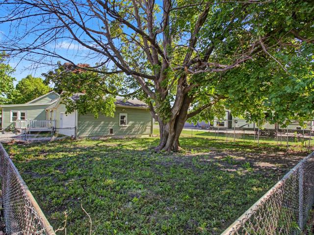 1704 Mamie Eisenhower Avenue