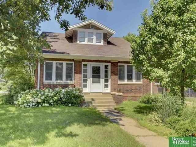 1704 Military Ave, Omaha, NE 68111