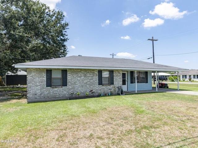 1704 N 3rd St, Gueydan, LA 70542