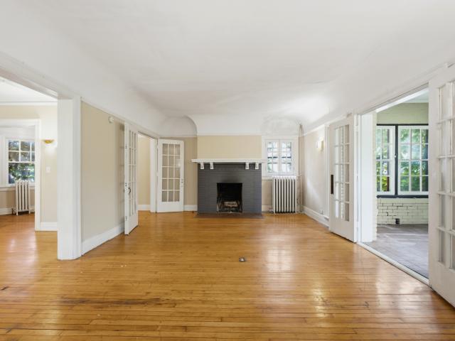 1704 N Pennsylvania Street