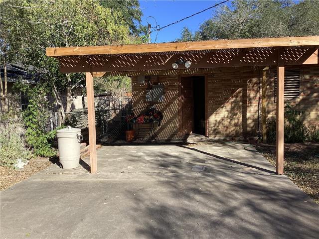 1704 Odilia St, Alice, TX 78332 | MLS #466972 | Compass